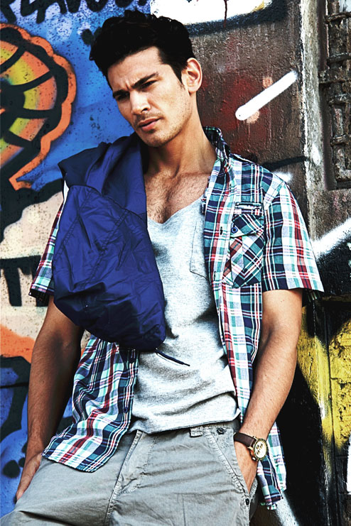 Funnyteeshirt: Delaveine vêtement fashion pour Homme