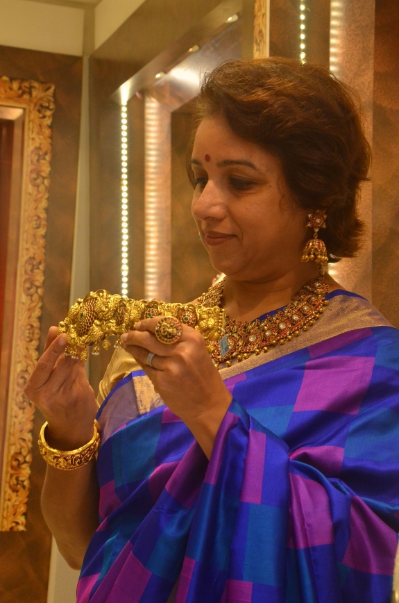 Actress Revathi Gallery | Gethu Cinema