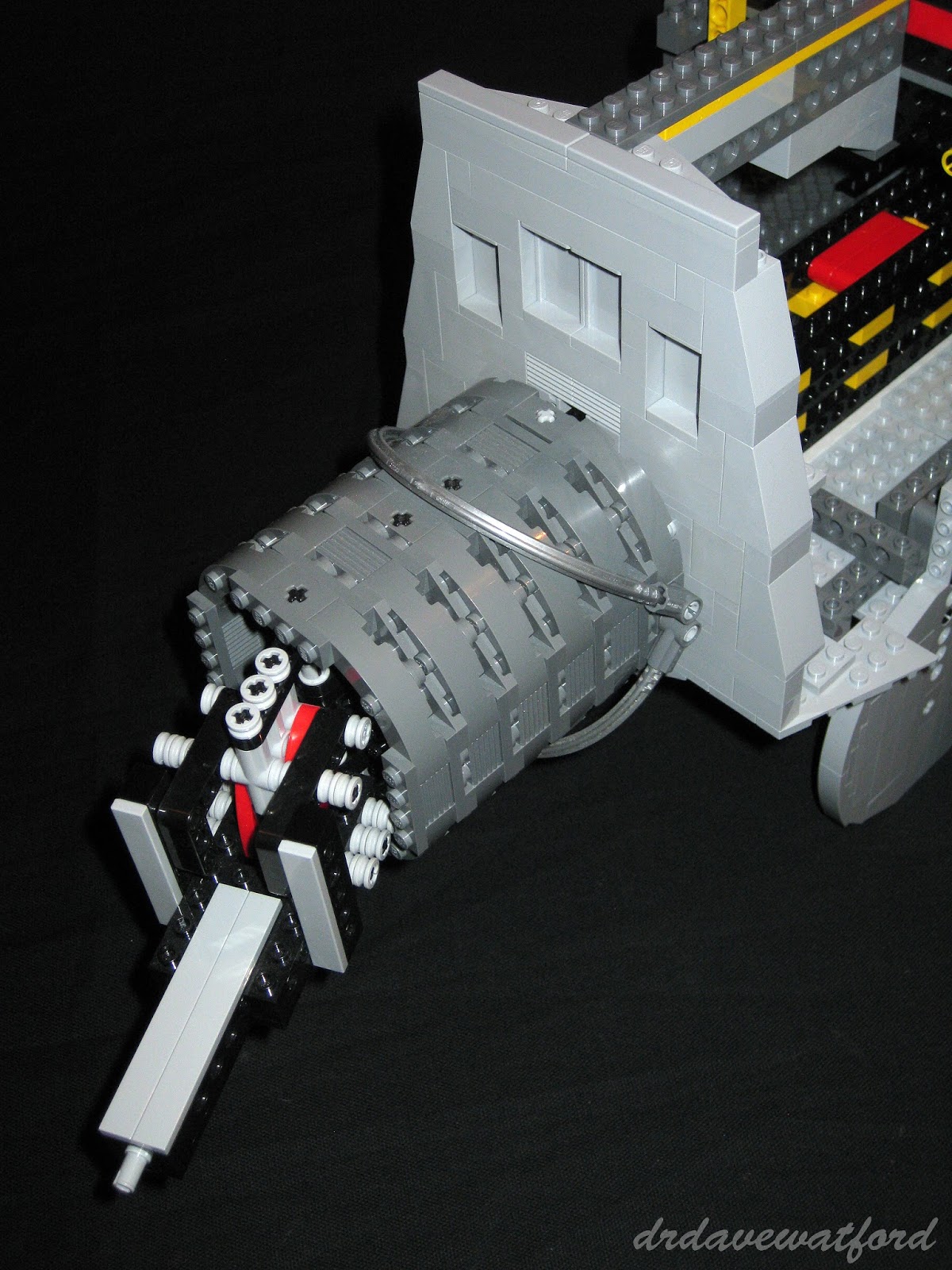 Gimme Lego: UCS AT-AT : They think it's all over...