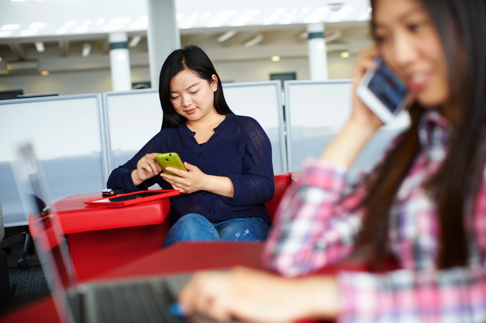 Inspiring Minds: Introducing Mobile Device Management