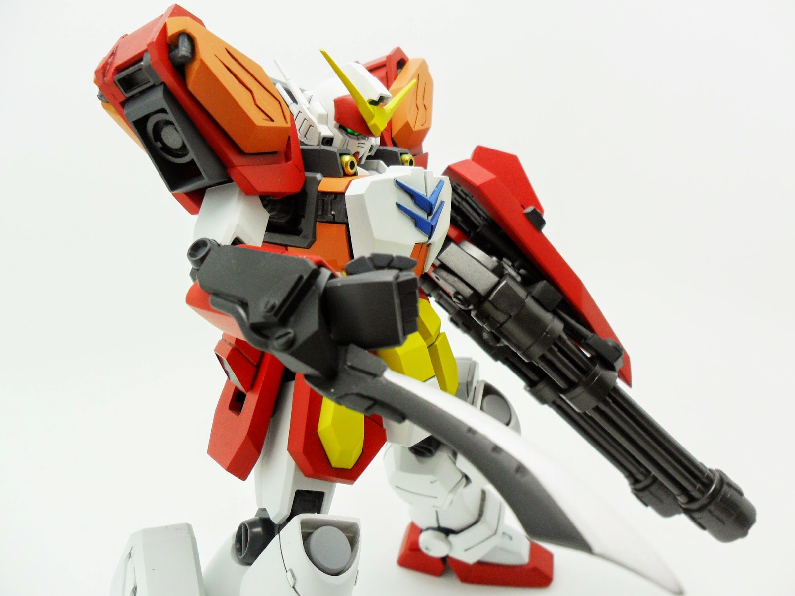 Custom Build: 1/100 Gundam Heavyarms Custom Fantasy Ver.