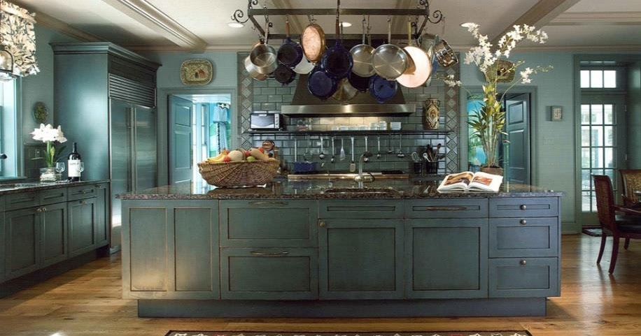 French COUNTRY KITCHEN Color Schemes