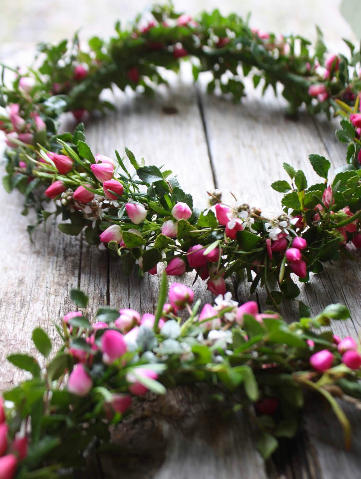 Swallows Nest Farm: Late Spring Wedding at Willie Smiths