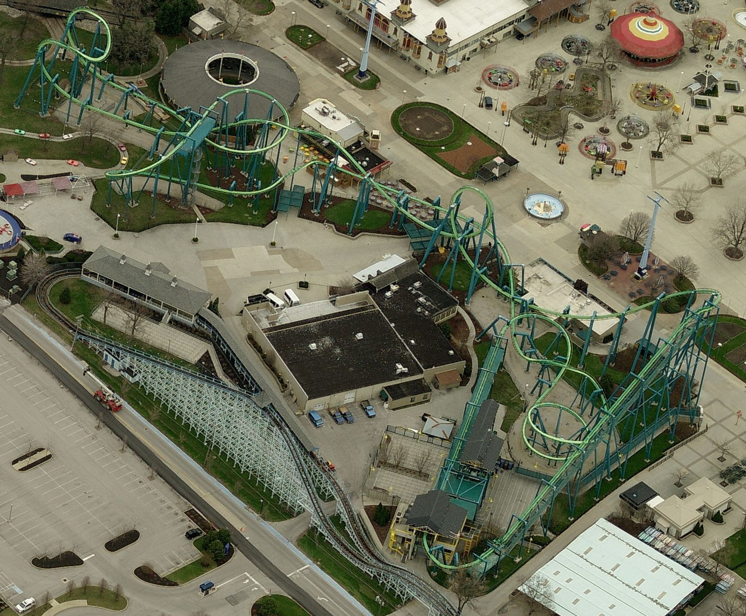 NewsPlusNotes: Aerial Antics: Cedar Point Part 1