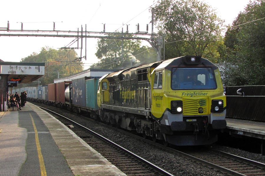 47s and other Classic Power at Southampton: Class 70 freight in ...
