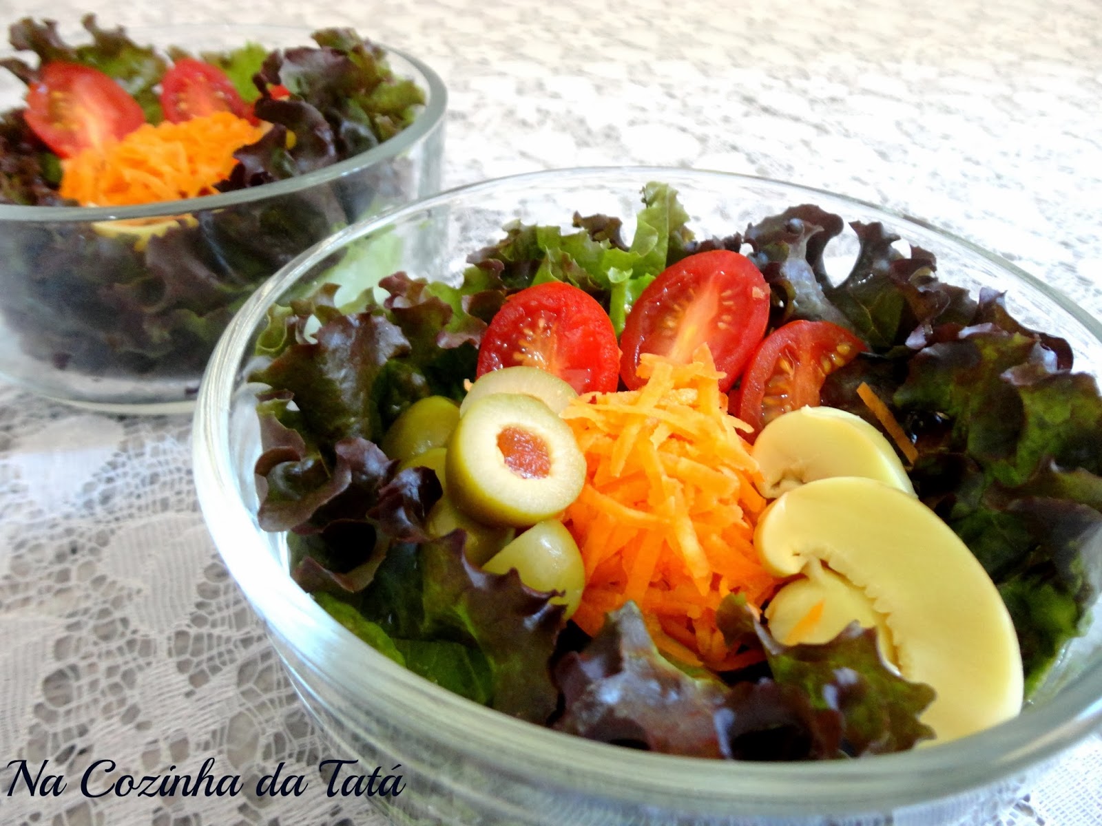 Na Cozinha da Tatá: Salada de Alface Roxa