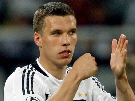 Lukas Podolski Profile and Images | FOOTBALL STARS WALLPAPERS