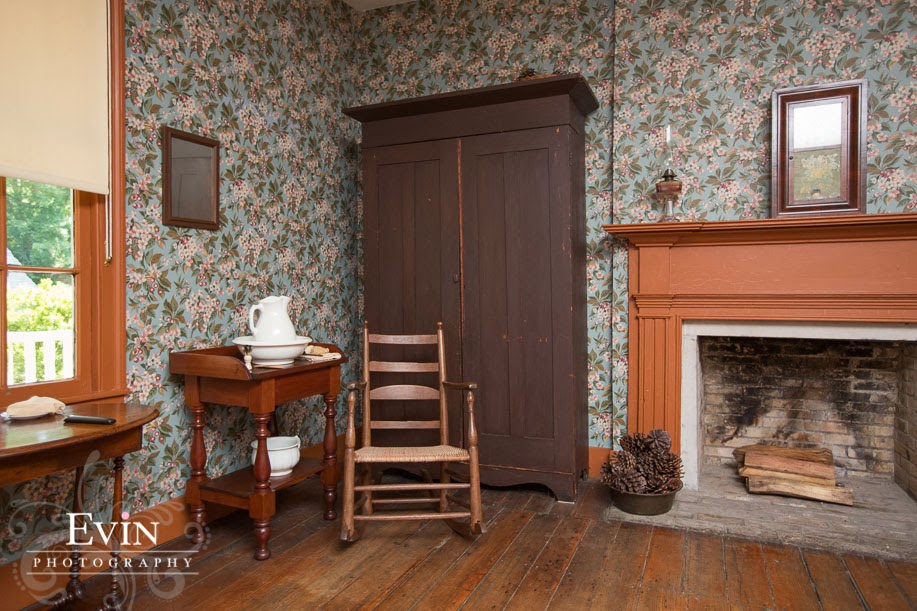 THE BATTLE OF FRANKLIN- THE FIGHT AROUND THE CARTER HOUSE