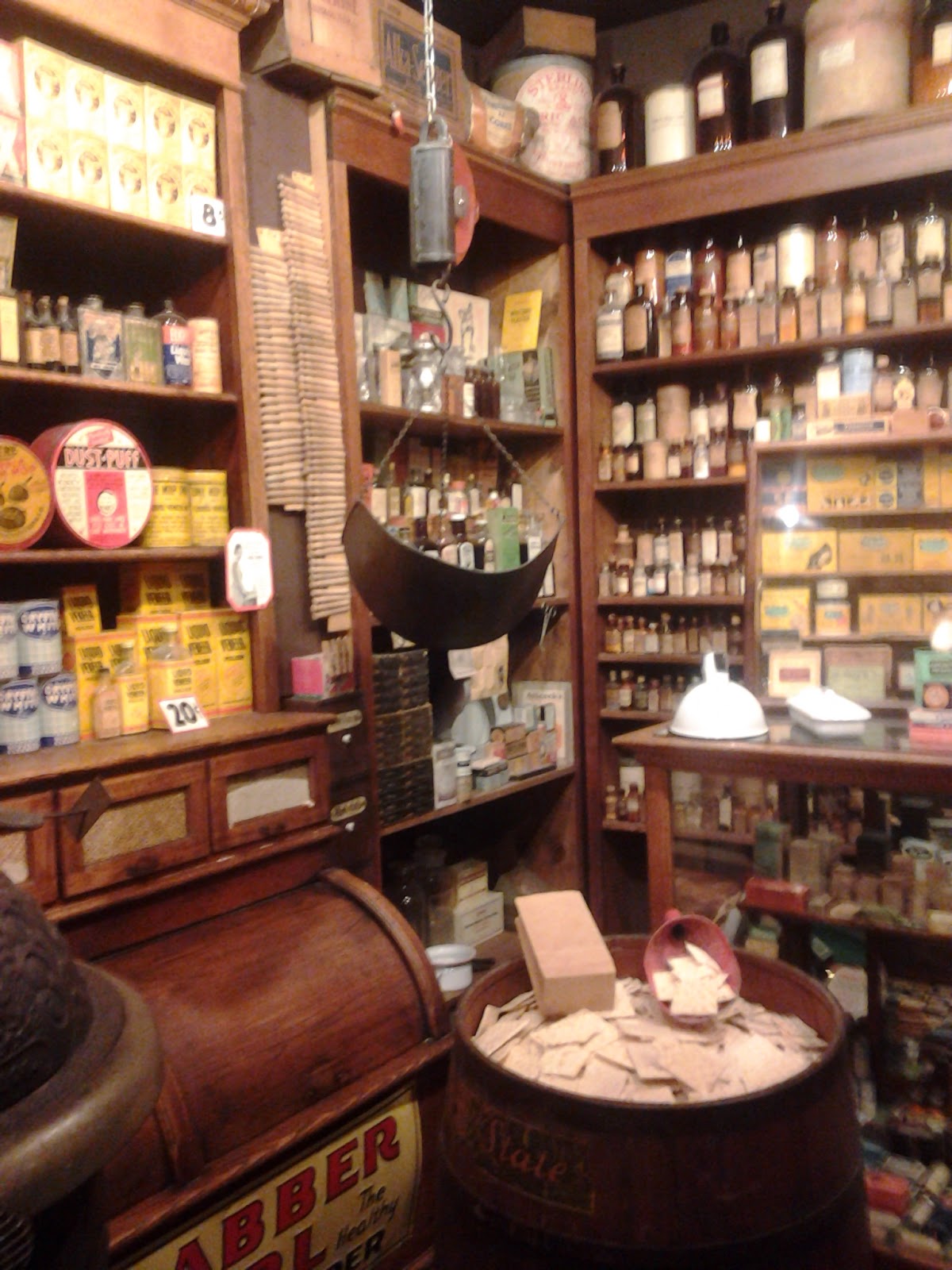 Flashback Thursday; Life In America - Ruddy's General Store Museum ...