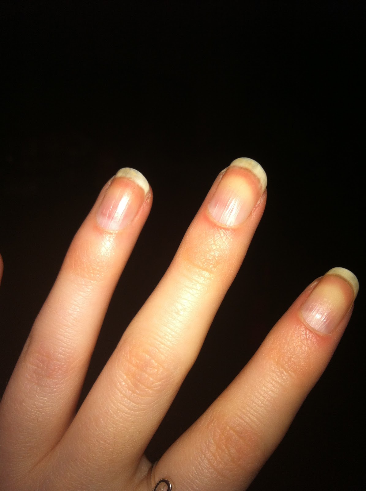 Beauty Blog by Lisa - TIPS from head to toe!: Filing Nails: with or ...