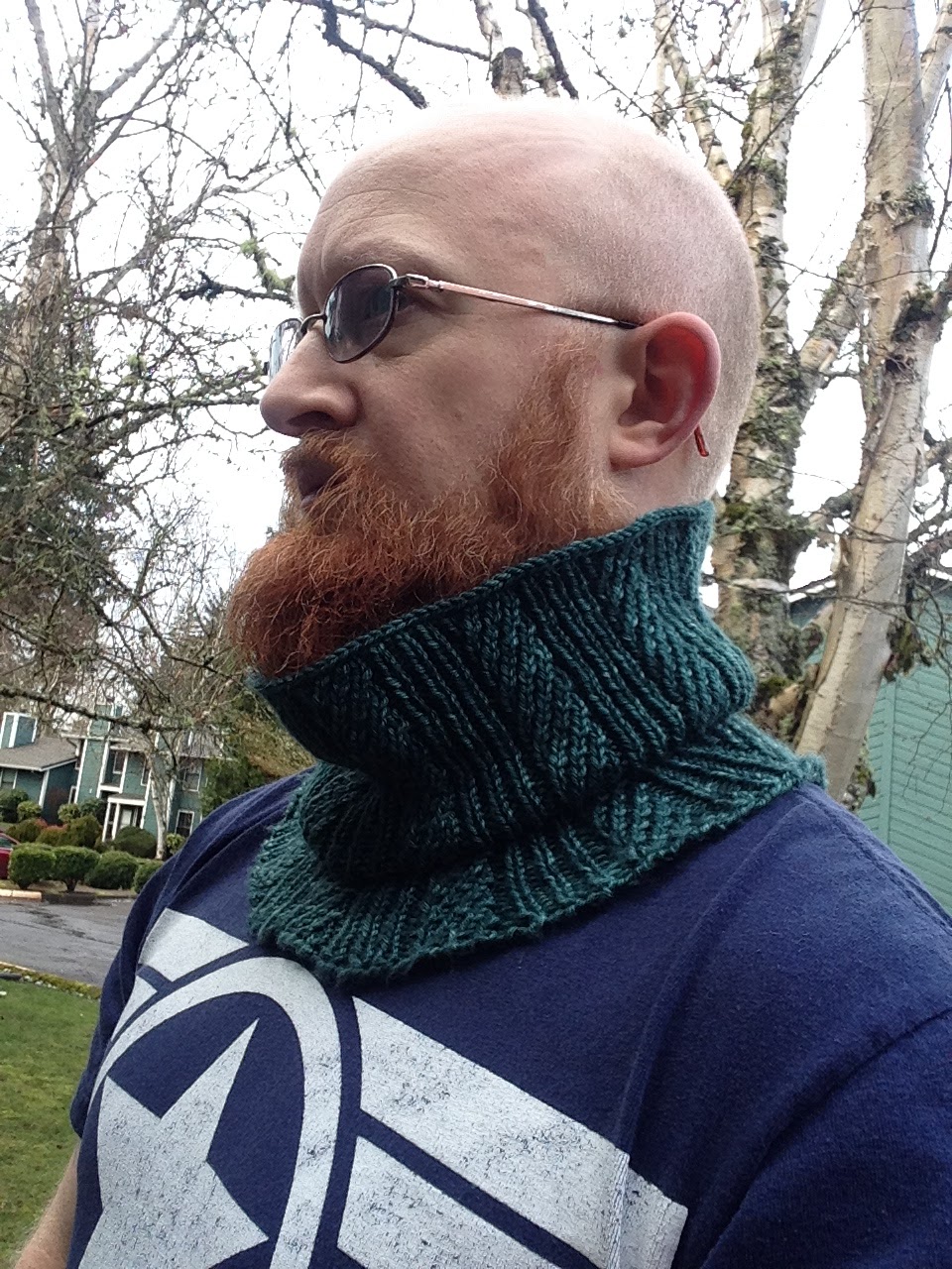 56Stitches: Twisted Stitch Columns Cowl