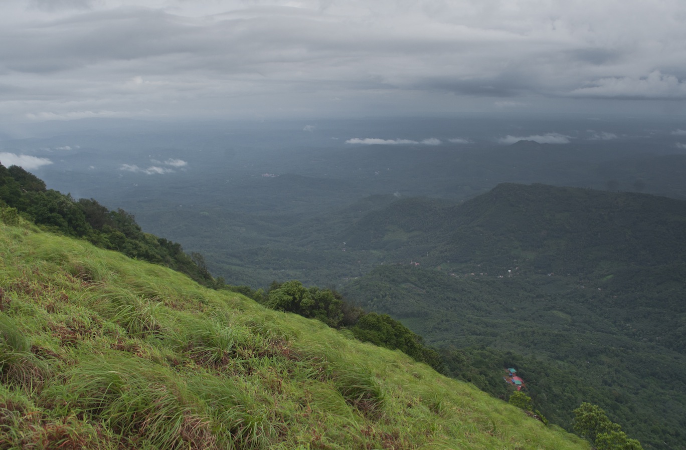 Discrete: Paithalmala: Season