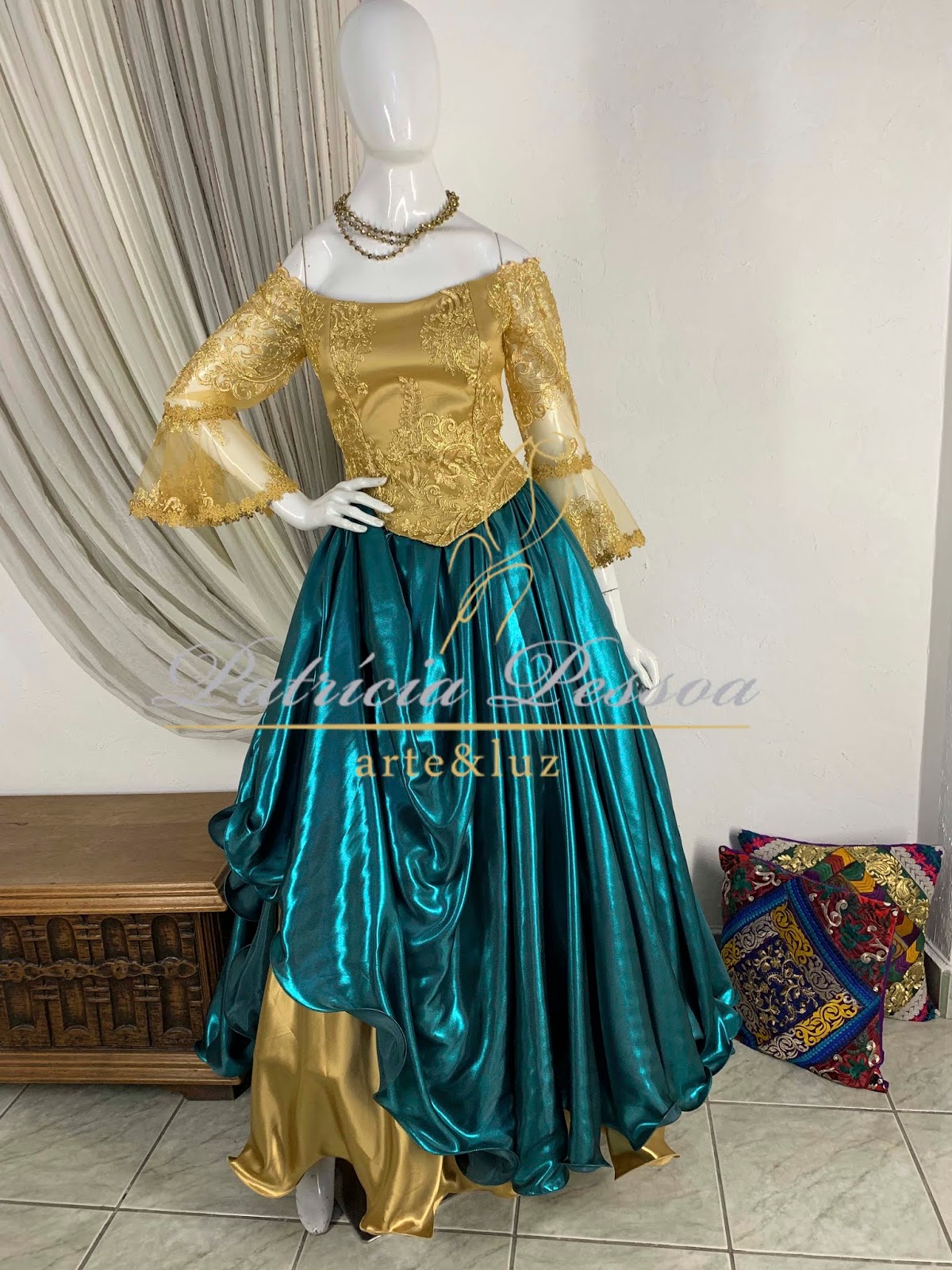 Atelier Patricia Pessoa: Roupa Cigana - (cód.03113)