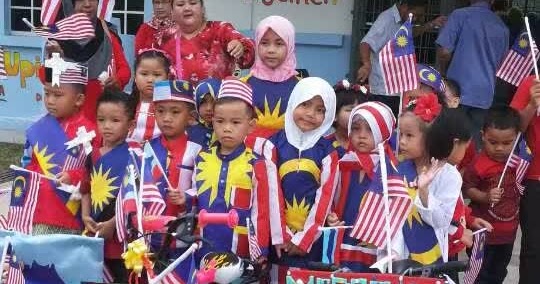 Candid Merdeka RISDA: CANDID MERDEKA 117