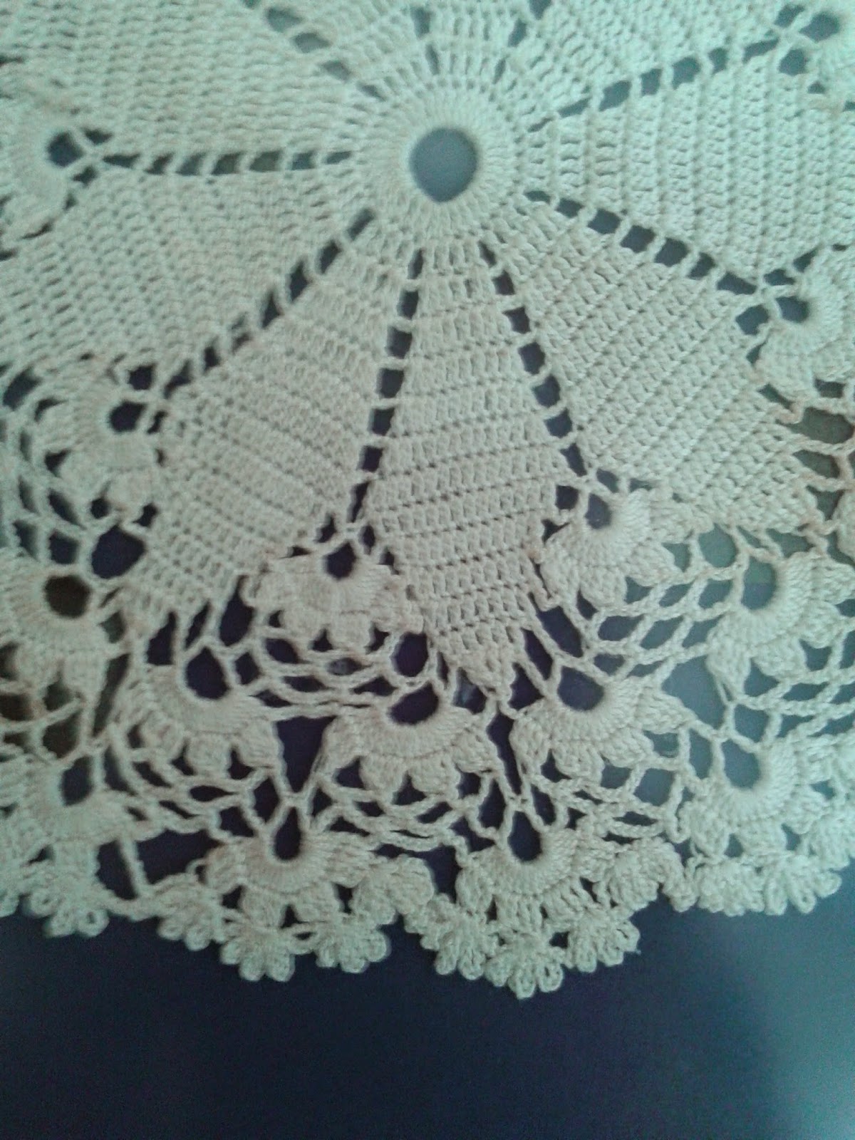 LAS LABORES DE SOLE: paño de crochet enmarcado