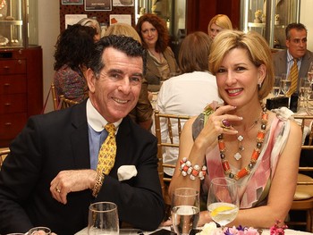 identi chiC* ! ! !: Las piedras de Tonny Duquette: talismanes de poder.