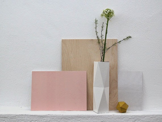 paper | cardboard vase