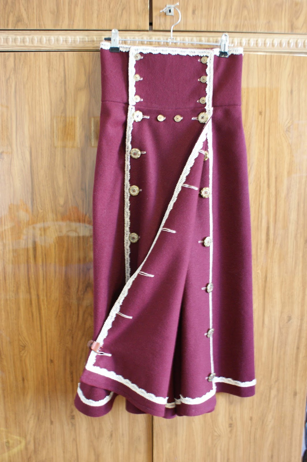 Sewing experiments: The Historical Sew Monthly 2015 #5: Divided riding ...