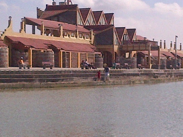 STRANDFONTEIN COMMUNITY: strandfontein beach