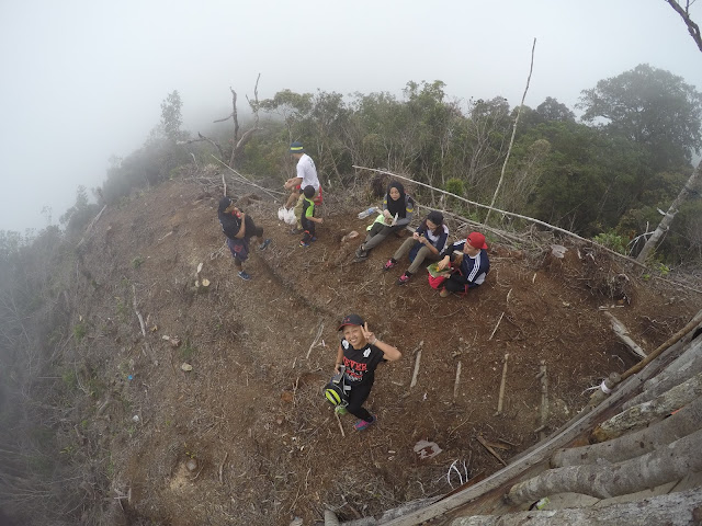 nazeha's story: Hiking: Nulu Tinorindak, Kundasang