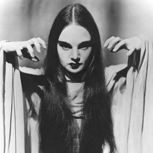 The Hitless Wonder Movie Blog: My Ten Greatest Movie Vampires