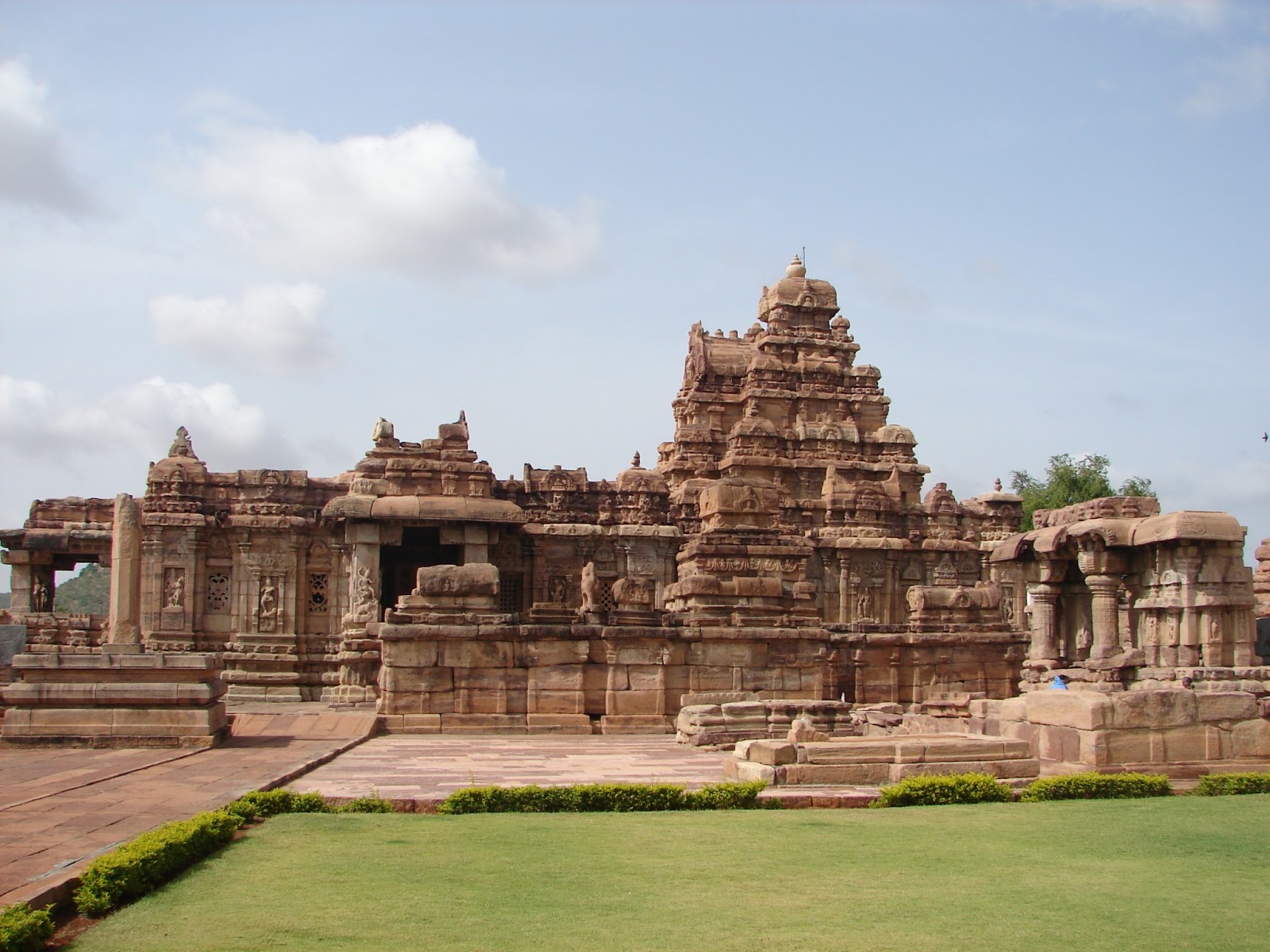 India Out Of This World: Pattadakal: Chalukya Capital and World ...