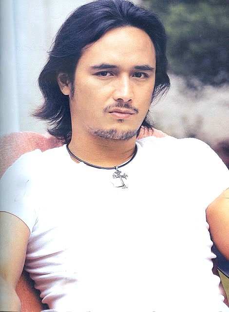 Man Central: John Estrada: In Casual Wear