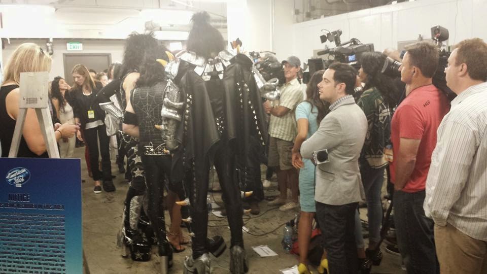 KISS LA BANDA MÀS CALIENTE DEL MUNDO: KISS SIENDO ENTREVISTADOS EN EL ...