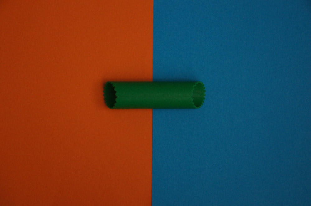 Pantone Experiments: Complementary Contrast | Design Practice