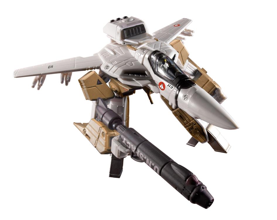 Figures News!: Macross / Robotech VF-1 Transformable Veritech Fighter ...
