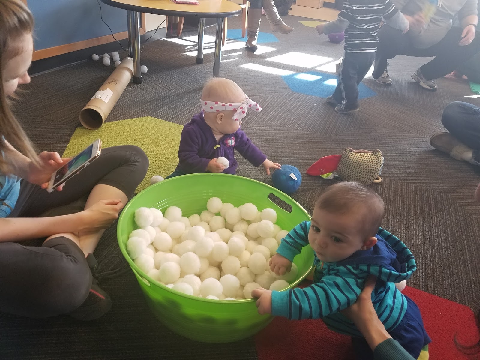 Miss Sarah's Storytime: Sensory Playtime for Babies 0-2