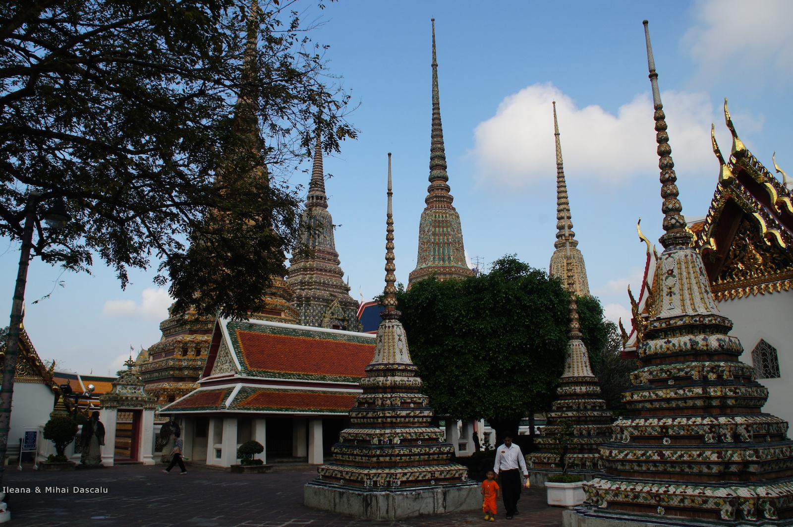 Noi6 Around-the-World: The Land of Siam