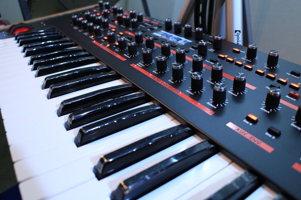 MATRIXSYNTH: Dave Smith Instruments Pro-2 Hybrid Synthesizer