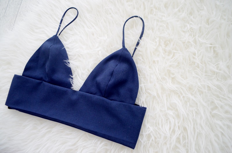 DIY ALEXANDER WANG TRIANGLE BRALETTE | Mystylediaryy