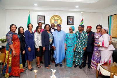Ambode receives Awolowo family and unveils new 20-feet statue of PA ...