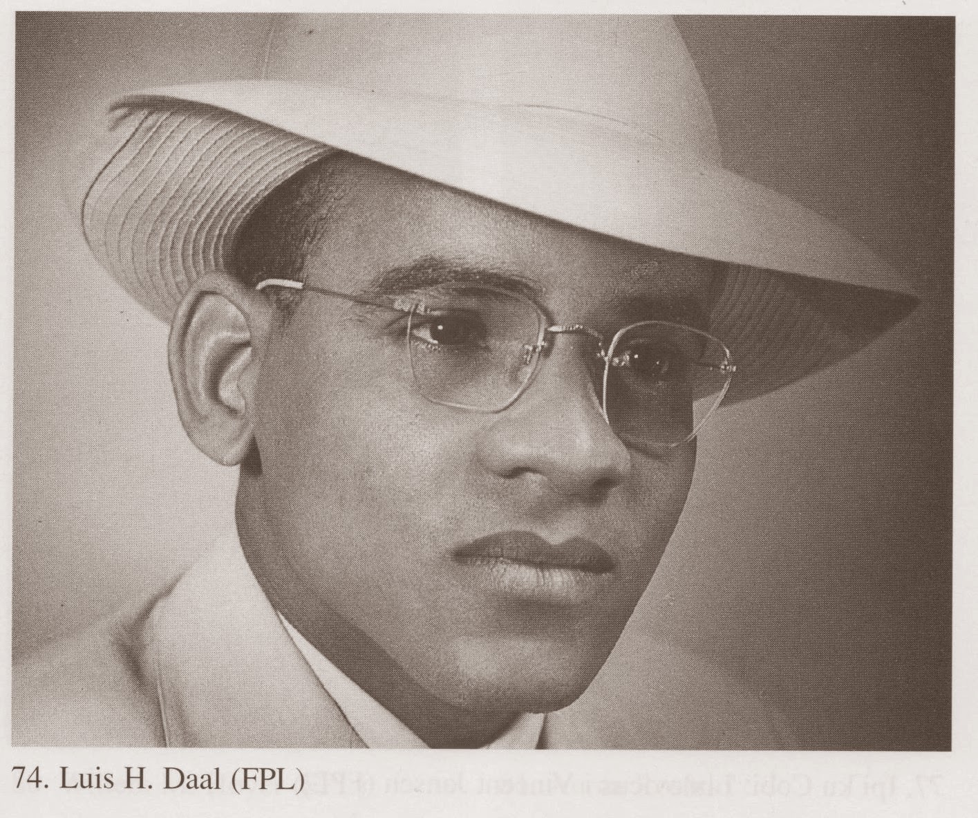 Korte biografie van Luis H. Daal | blog