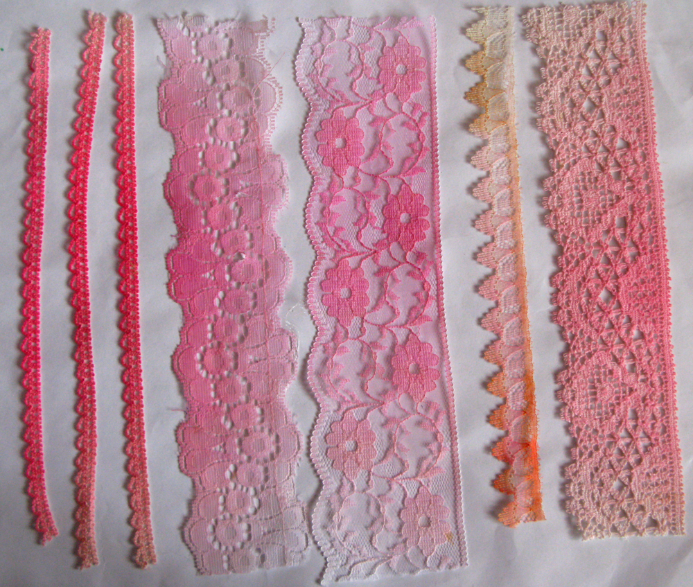 LinsArt: Tast 6 and Transfer Printed Lace