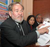 El duende que camina: La docencia universitaria está de duelo. JULIO ...