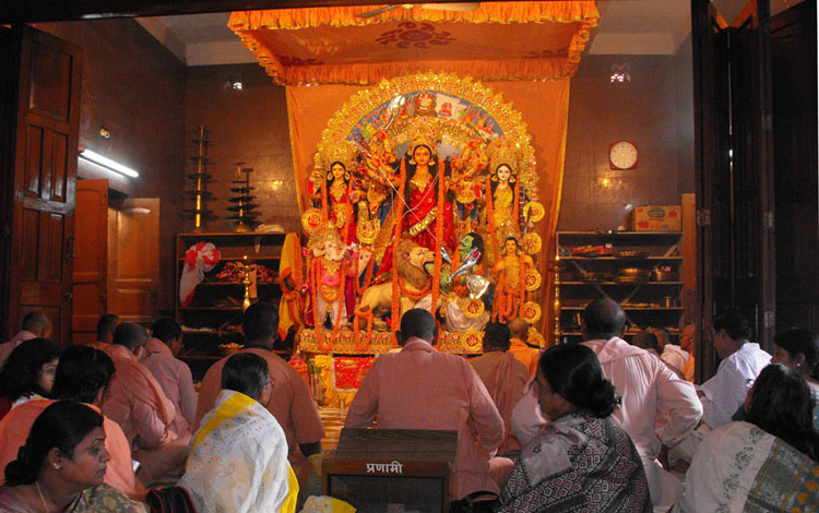 Varanasi View: Durga Puja at Bharat Seva Ashram Sangh