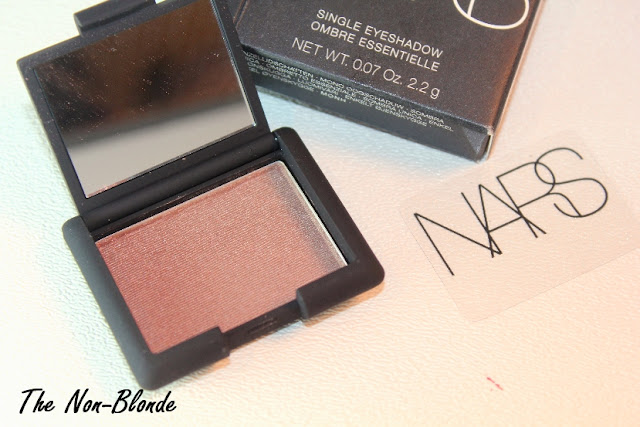 NARS Ashes to Ashes Shimmer Eye Shadow | The Non-Blonde