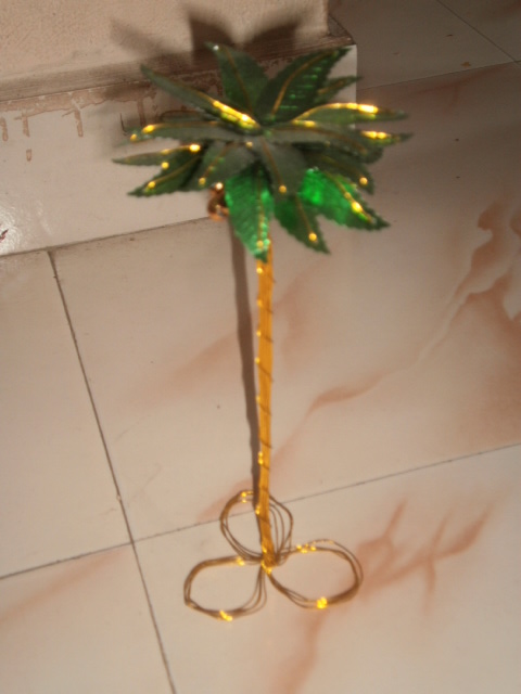 Maha Arts & Crafts: Coconut tree