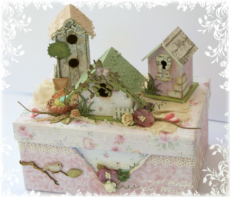 Such a Pretty Mess: Whimsical Trinket Box {Maja Design and Dusty Attic}