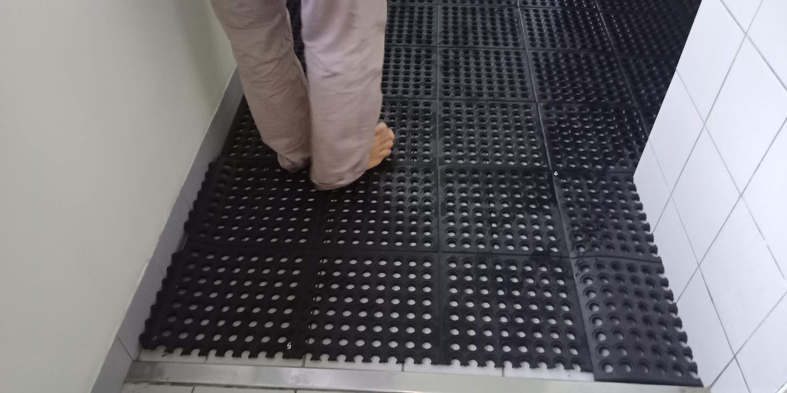 Rubber Flooring, EPDM rubber GRANULES, Running track kontraktor ...