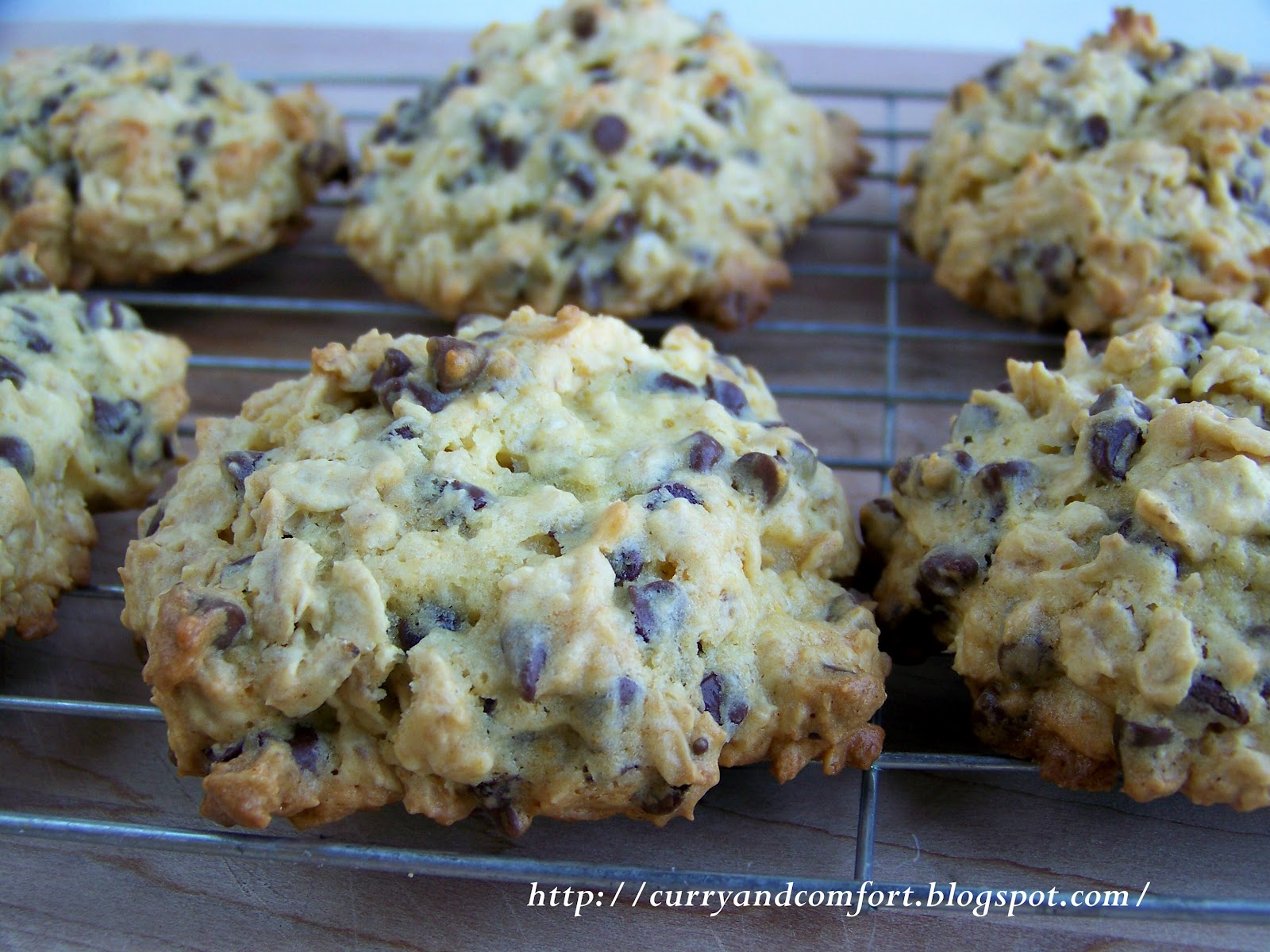 Kitchen Simmer: Colossal Chocolate Chip Oatmeal Cookies