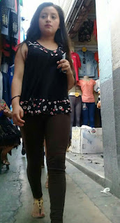 Chavas bonitas con ropa entallada | Mujeres bellas en la calle