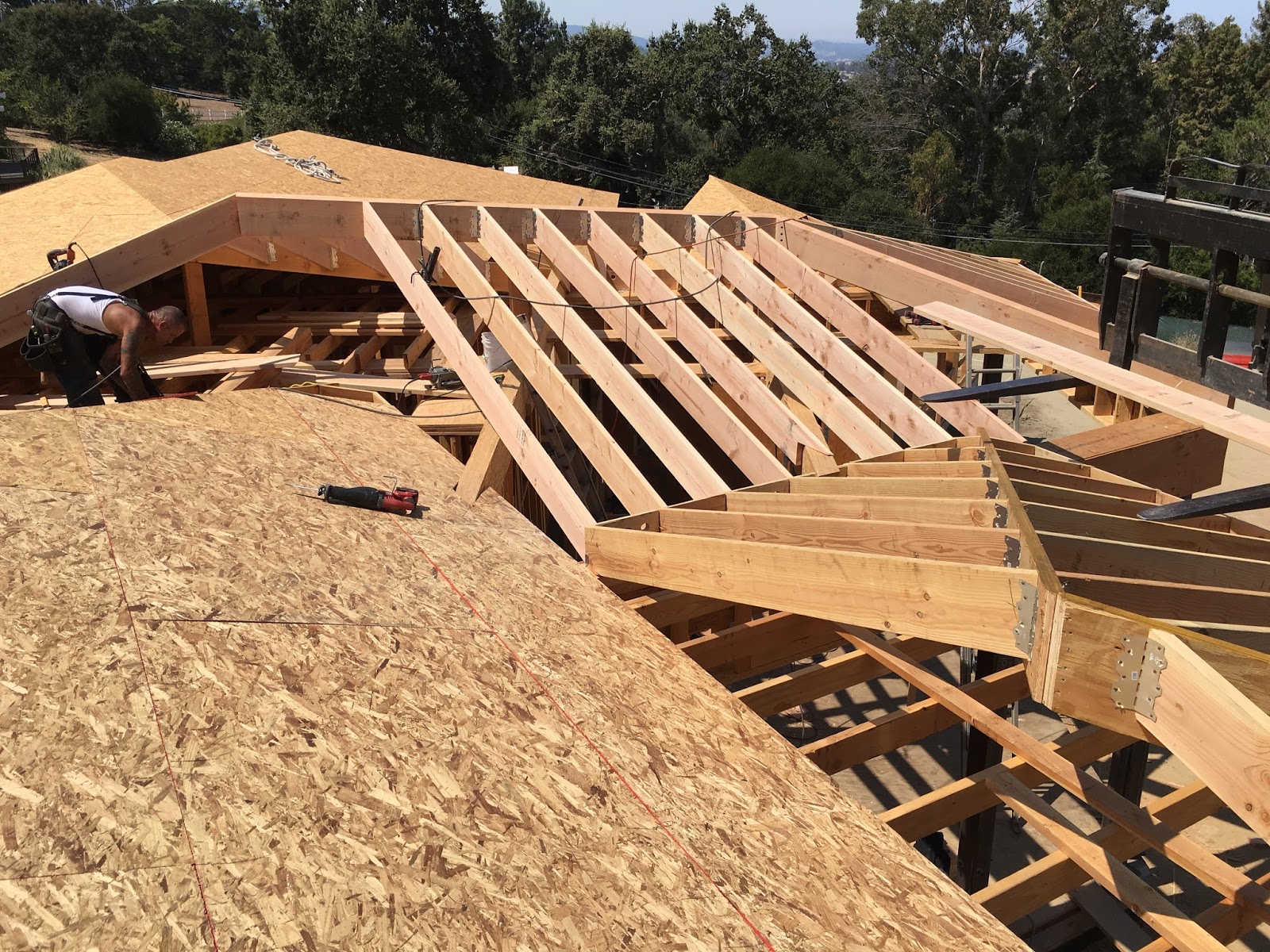 Roof Framing Geometry: Compound Hip Rafter Head Cuts