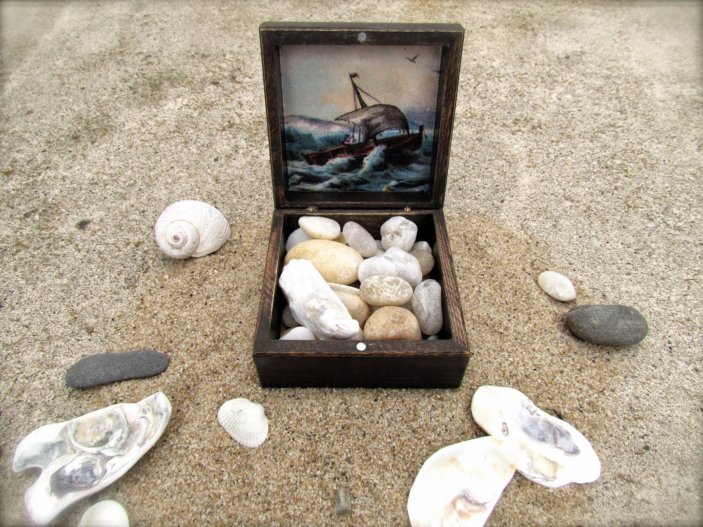 Walter Silva ART: DIY - Nautical Keepsake Box