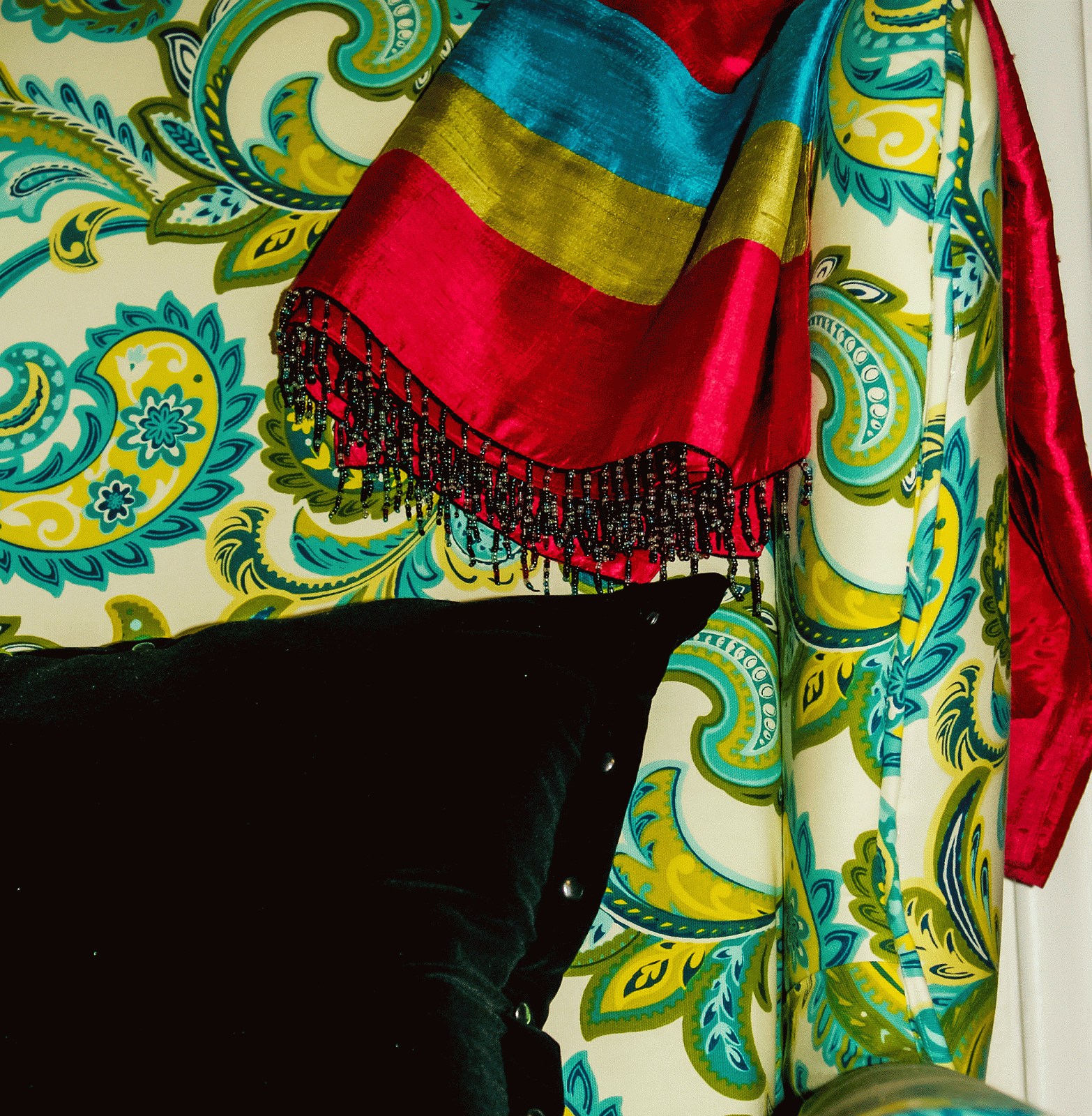 Simply, Tailor Made: HOW TO UPHOLSTER A WINGBACK CHAIR