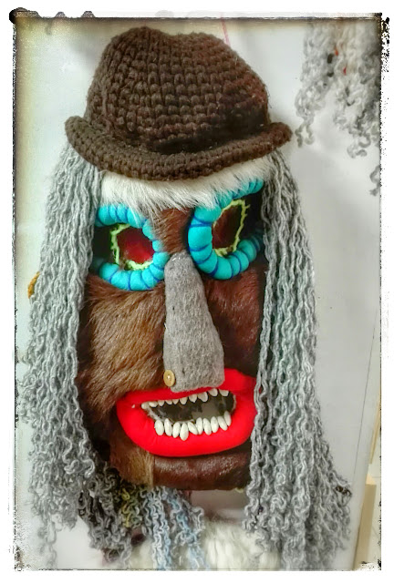 nicolcarm: Masti traditionale romanesti