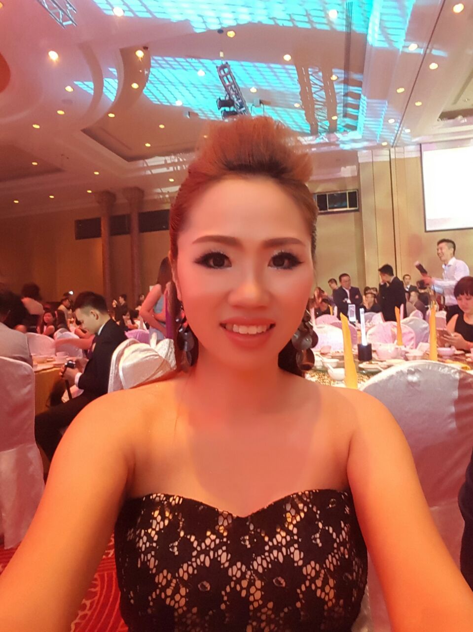 Reliable Property Agents in Malaysia 马来西亚有诚信的地产经纪: Flory Leong - Queen ...